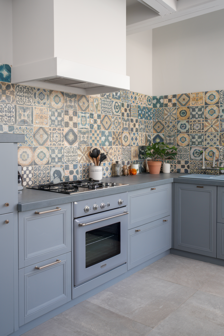 37 Stunning Gray Kitchen Ideas 2025 – Modern Color Combos, Warm Tones ...